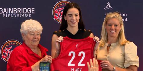 Caitlin Clark Nearing Eight Figure Endorsement Deal With Nike