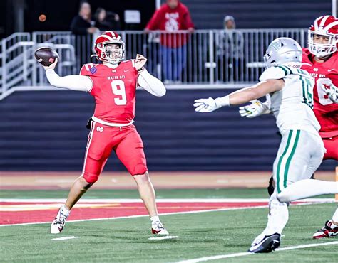 Mater Dei Pulls Away Late To Win Cif Open Division State Title Los