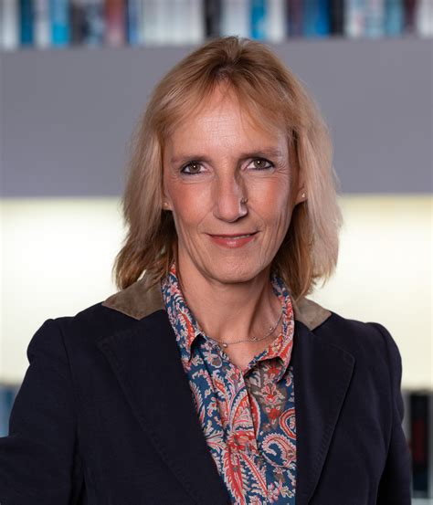 Claudia Limmer Verlässt Die Penguin Random House Verlagsgruppe