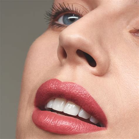 Some Potential Makeup Trends For 2023 Blogg Buzz