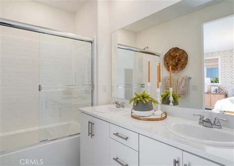 2368 Lionheart Dr Perris Ca 92570 Mls Sw26038090 Redfin