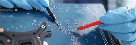 Premium Photo Hands With A Voltmeter Check The Processor Chip