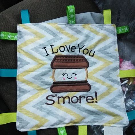 Ith Vinyl Back To School Bookworm Glasses Applique Design