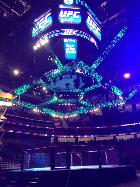 Ufc Octagon Wallpapers Top Free Ufc Octagon Backgrounds Wallpaperaccess