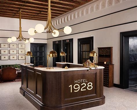 Hotel 1928 Wacoan® Wacos Magazine™