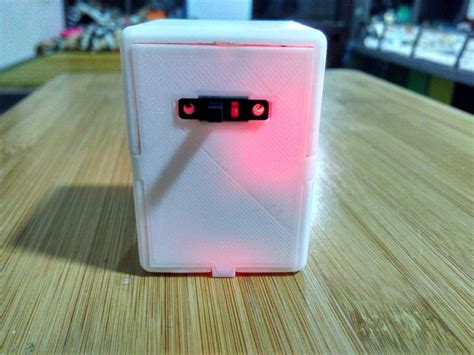 用 arduino diy 假唱机器人 卖萌表情包 arduino 实验室