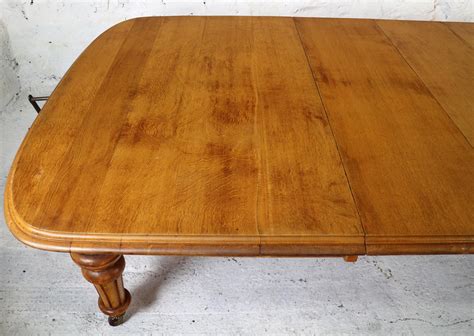 Early Victorian Extra Wide Oak Dining Table And Six Leaves Seats 18
