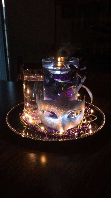 Masquerade Table Center Piece For Sweet 15 Gemaskerd Feest Gemaskerd