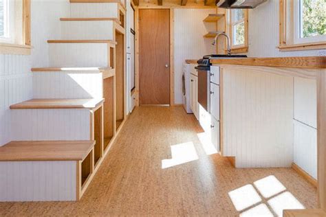 The Ultimate Guide To The Best Tiny House Flooring The Tiny Life