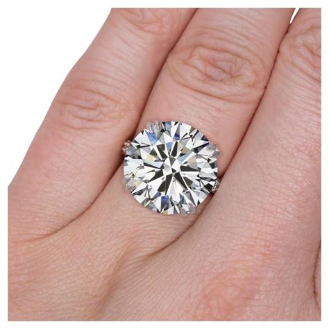 Gia Certified 10 Carat Round Brilliant Cut Diamond Platinum Ring For