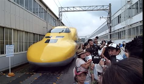 Move Fast See Japans World Famous ‘doctor Yellow Bullet Train Before