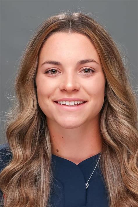 Devyn Netz Sharlize Palacios Help Wildcats Top Oregon Take Series