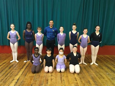 Star Dancer Mark Hindle Gives Special Lesson To Budding Tiverton