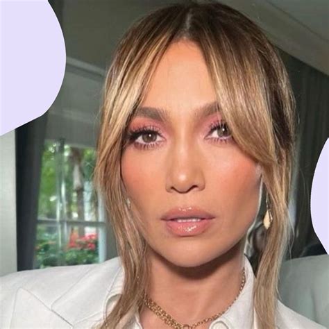Jennifer Lopez Wears Chunky Jumper Over A Bra In Instagram Post