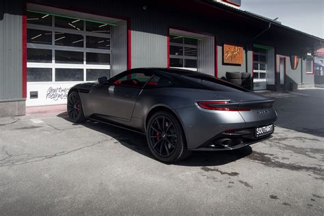 Обклеювання авто вініловою та антигравійною плівкою ᐉ Замовити послугу ...