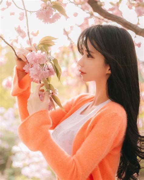 웹화보 그라비아 모델 겸 맥심 대학생 이연우