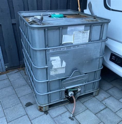 Wassertank Isoliert 1000 Liter 2 Stück Gebraucht In Zuchwil Für