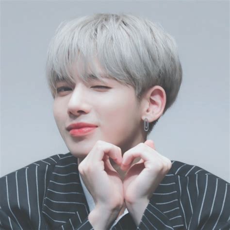 Blip 최연준 사진 공유 저장시 하트 필수