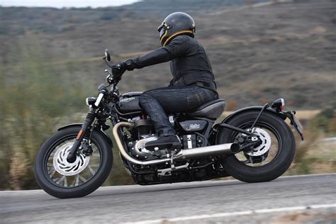 2017 Triumph Bonneville Bobber Review Back To Basics