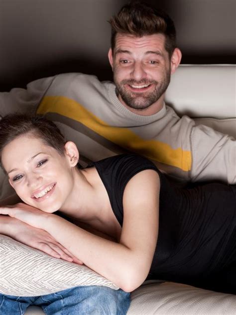 Ternyata Ini Manfaat Nonton Film Porno Bareng Pasangan Halalmu Lifestyle Fimela Com