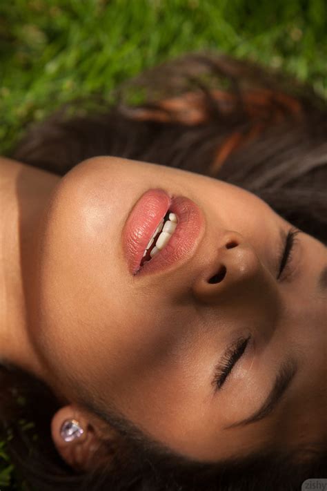 American Teen Babe Yesenia Corral Flashes Her Green Panties In Public