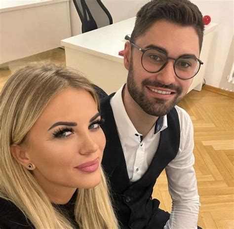 Bauer Sucht Frau Daniel Huber Verliebt Doch „sex Ist Schwierig“ Express