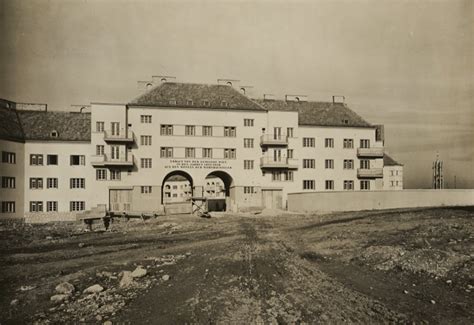 Historical Timeline Of Social Housing In Vienna Social Housing In