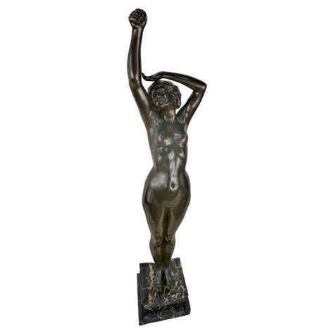 Statuesque Female Nude Superb Art Deco Sculpture By Mankowski For