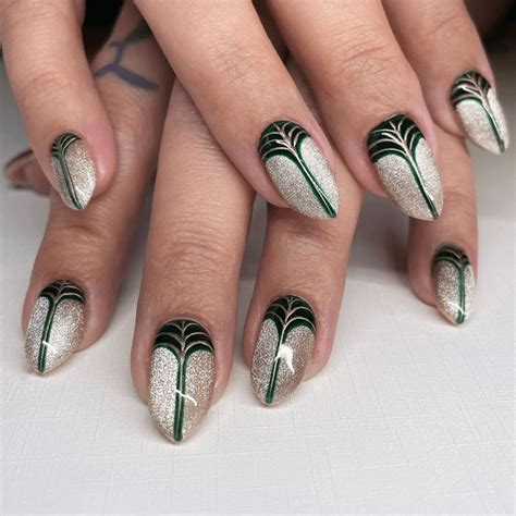 40 Art Deco Nail Designs For A Gatsby Inspired Manicure The Beauty