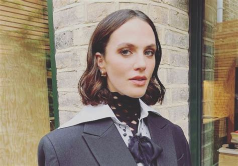 Downton Star Jessica Brown Findlay Gives Birth To Twin Sons Shemazing