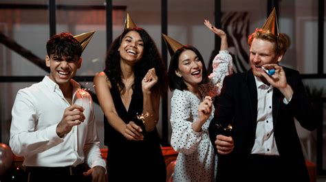 Party Guesting 101 7 Things An Etiquette Expert Wants You To Know