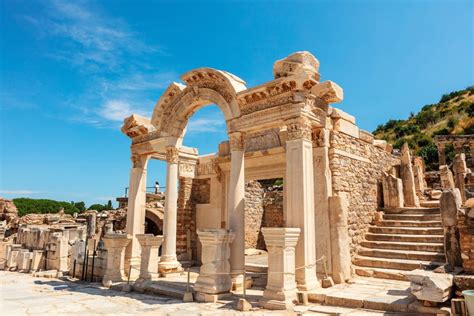 Temple Of Hadrian In Ephesus Best Ephesus Tours