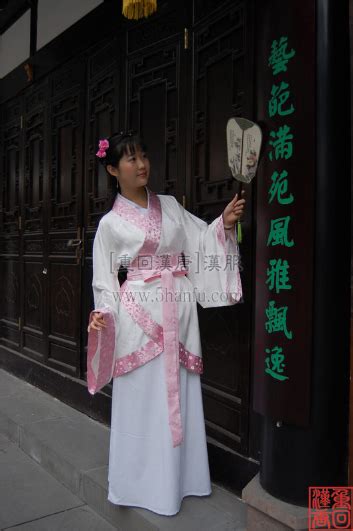 汉服的色彩搭配艺术 简介 爱汉服