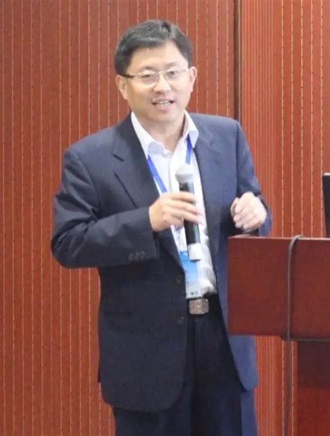 「国家杰青」and「长江学者」，天津大学杨全红团队，最新jacs！ 华算科技