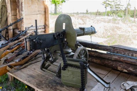 Menakutkan Beberapa Senjata Api Paling Berbahaya Di Dunia Teknologi