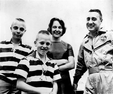 Betty Grissom Who Sued In Astronaut Husbands Death Dies At 91 The