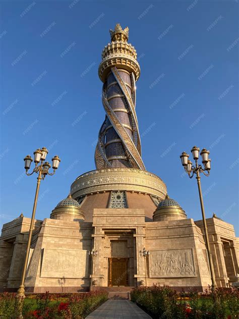Premium Photo Tower On Independence Square Dushanbe Tajikistan