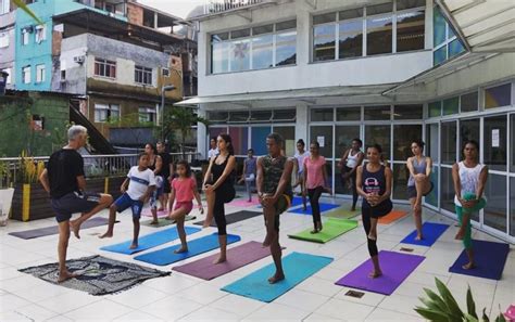 Yoga Na Laje Asis