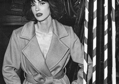 Envy Room Backstage Kadrovi I Atmosfera Pred Izlazak Na Facebook