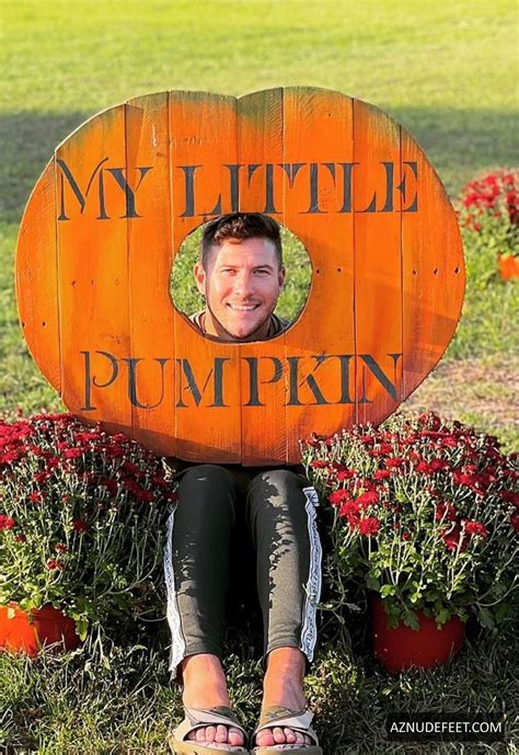 Devin Walker Feet Aznudefeet Men