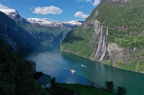 2024 Hellesylt Hellesylt Sightseeing Boat Geirangerfjord