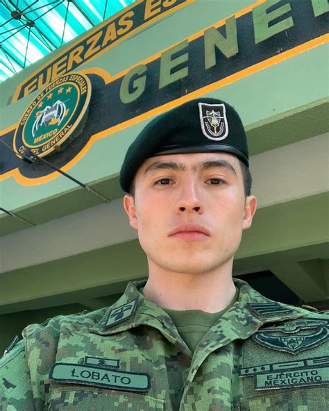 ¡pollo Arriba Netflix Y Su Estrategia De Marketing Para Contraataque