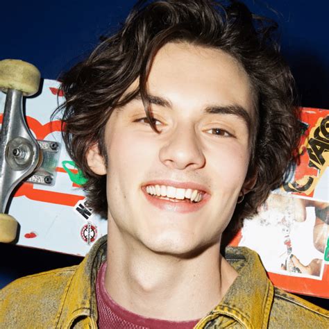 Actor Louis Partridge Wiki Age Height Net Worth Biography In 2025