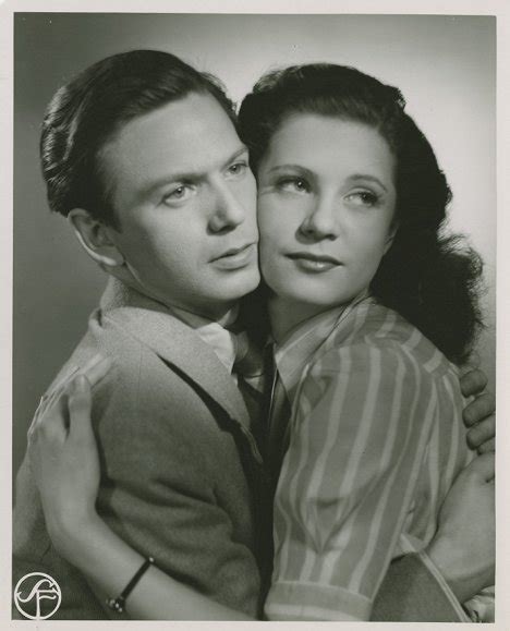 Ella Lindblom Čsfd Cz