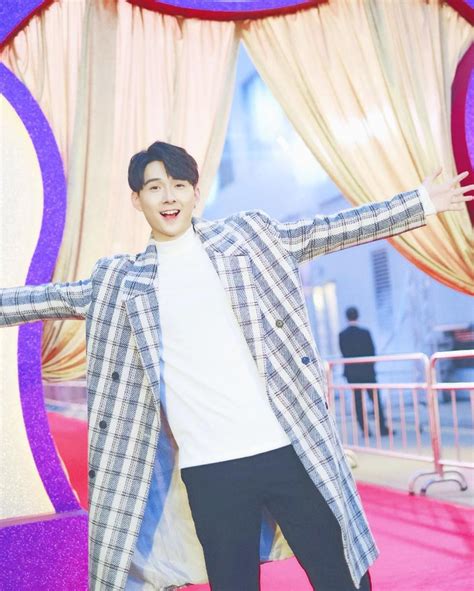 【似過親細佬】林俊其與王浩信撞樣！《愛·回家》「藍浩信」搶鏡 原來做過王浩信替身