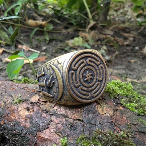 Hecate Ring Greek Goddess Mythology Jewelry Moon Pagan Witch Ring Etsy