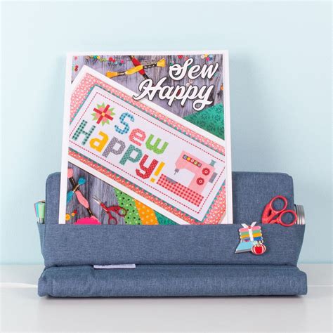 Lori Holt Stitchy Stand Bee Youtiful Sip And Stitchery