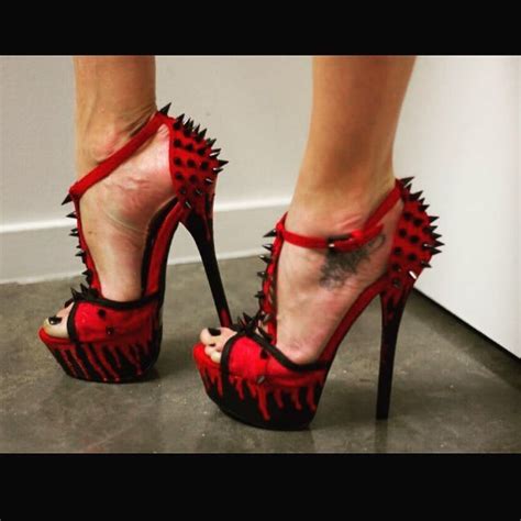 Heidi Shepherds Feet