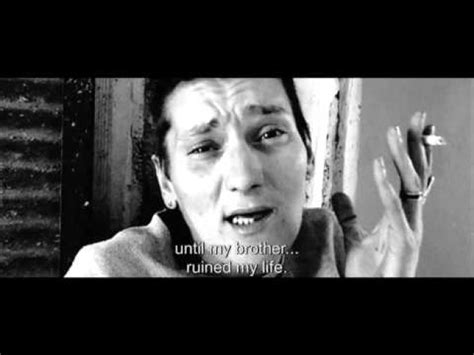 בת זונה 2015 טריילר אידיבי