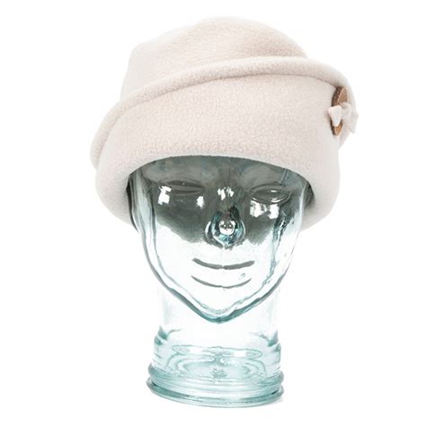 Chic Lily Hat Quirqui Designs